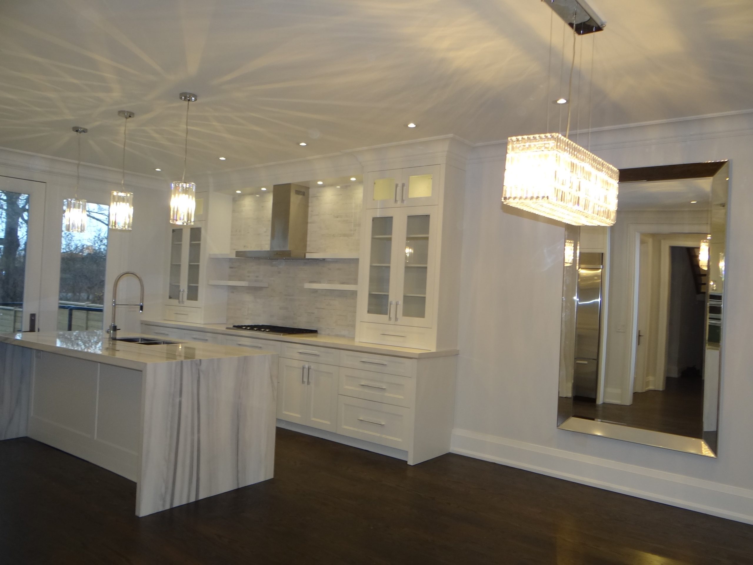 Equator marble island and pure white caesarstone kitchen - MaxSpace ...
